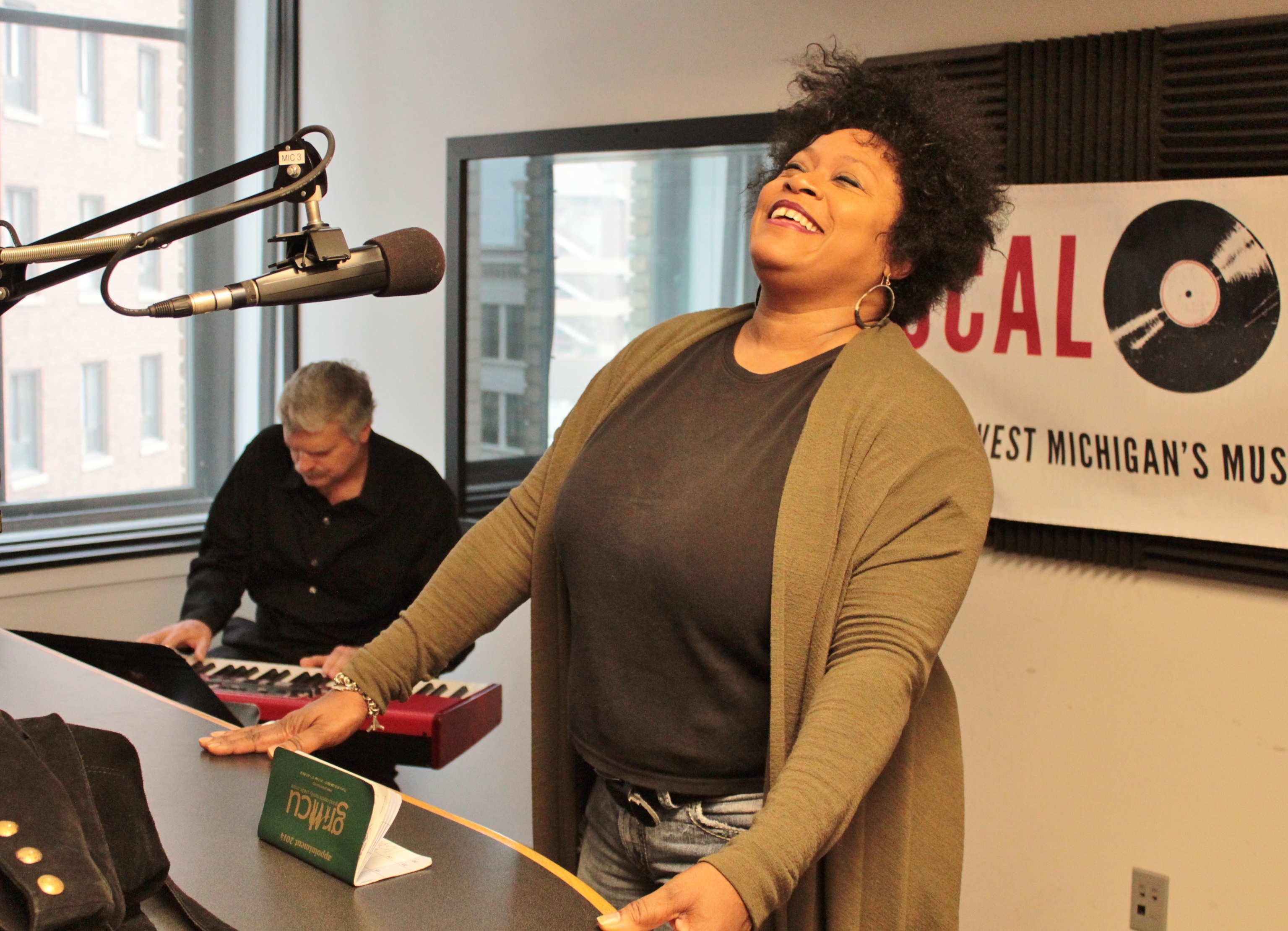 Grand Rapids singer Kathy Lamar: Music from the heart