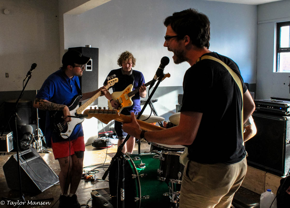 Oliver Houston: Fun, emotive, indie-punk music with attitude