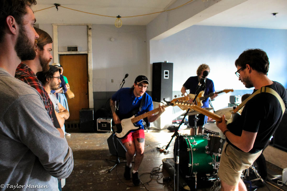 Oliver Houston: Fun, emotive, indie-punk music with attitude