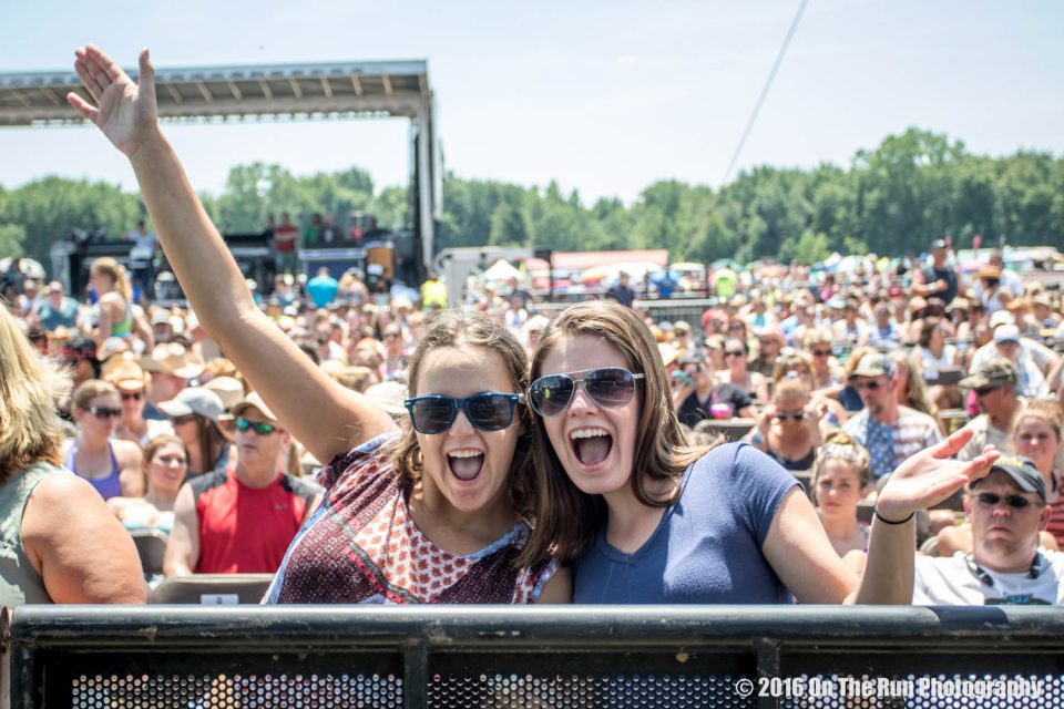 B93 Birthday Bash fires up 'Yee Yee' country fun on hot Day 1