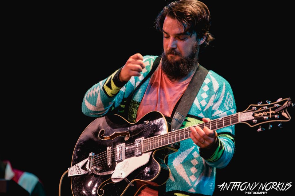 Seth Bernard delivers powerful message in Wealthy Theatre show