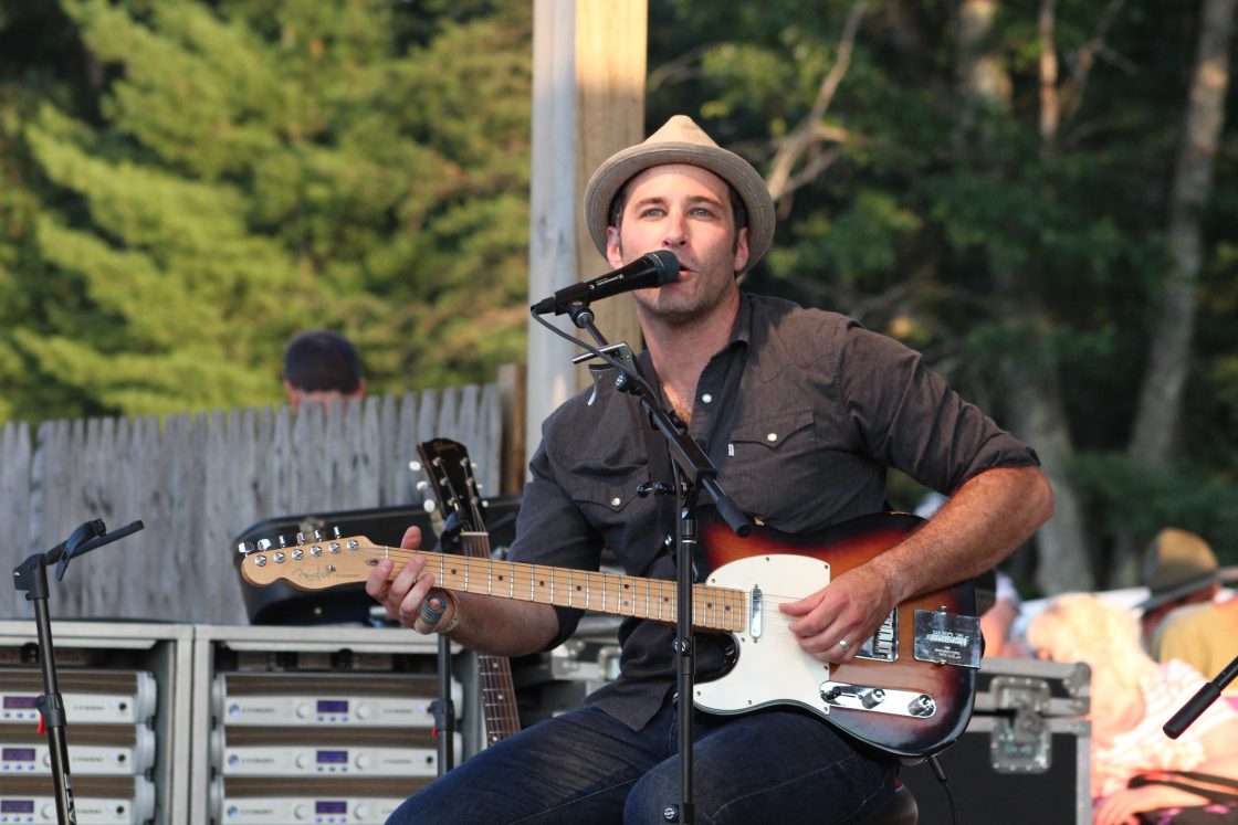 Joshua Davis set to record new album with Los Lobos' Steve Berlin