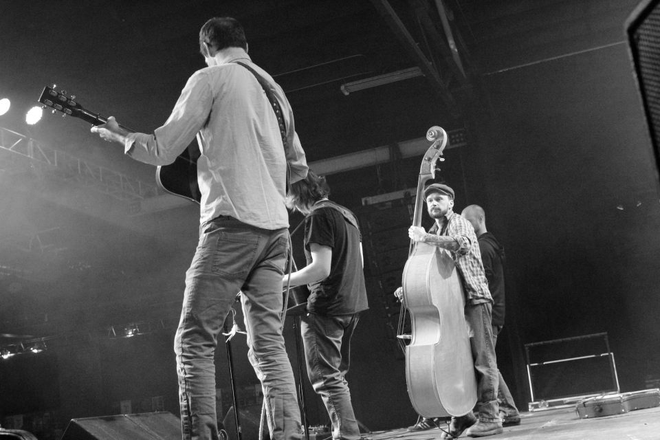 All-star performers raise thousands at Ralston & Cindy Bowles Benefit ...