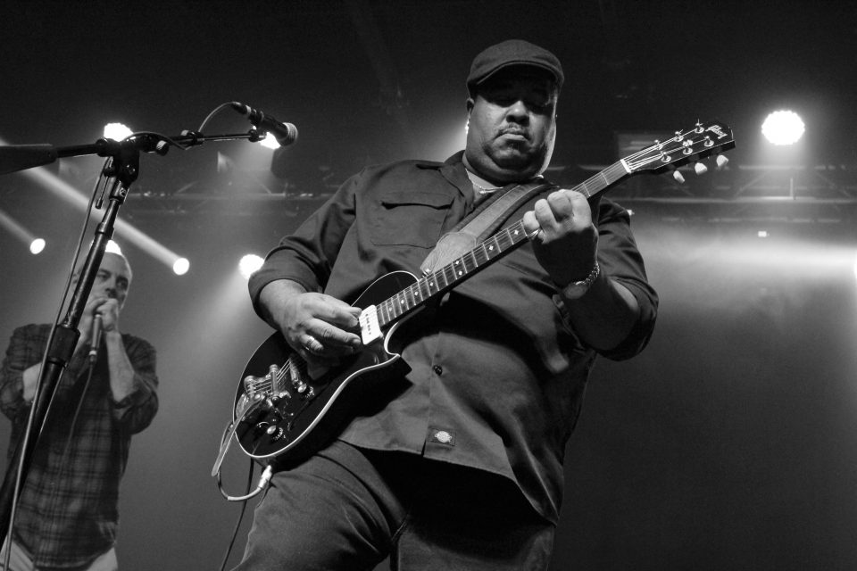 All-star performers raise thousands at Ralston & Cindy Bowles Benefit ...