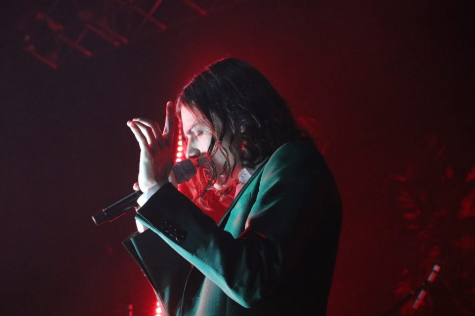 Borns brings stage savvy, pop glory to Grand Rapids for homecoming