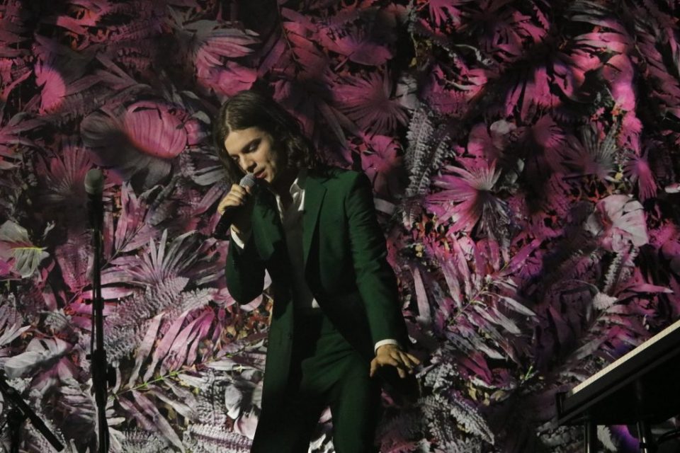 Borns brings stage savvy, pop glory to Grand Rapids for homecoming