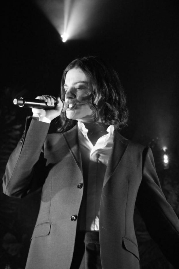 Borns brings stage savvy, pop glory to Grand Rapids for homecoming