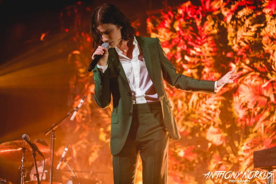 Borns brings stage savvy, pop glory to Grand Rapids for homecoming