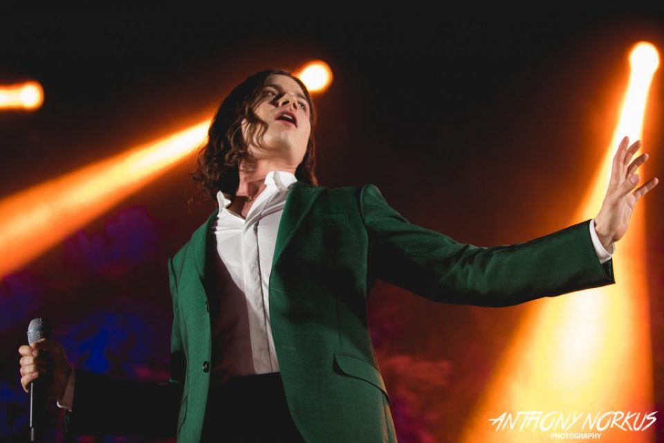 Borns brings stage savvy, pop glory to Grand Rapids for homecoming