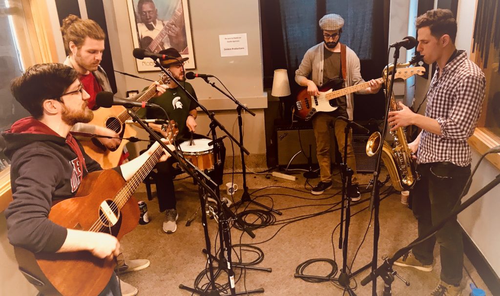 Desmond Jones explores ‘different vibe’ for new album - Local Spins