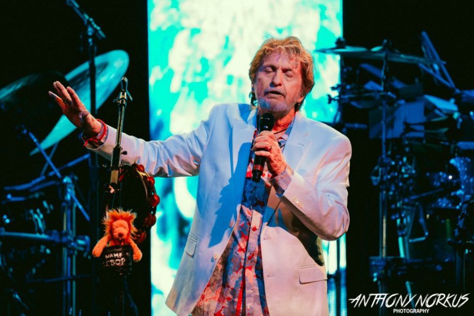 Yes fans get voice of Jon Anderson with hits, reinvented sound - Local ...