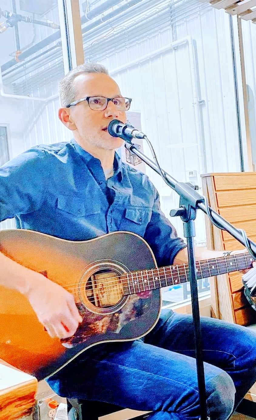 Traverse City's Jeff Socia finds alt-country joy amid ‘darkness ...