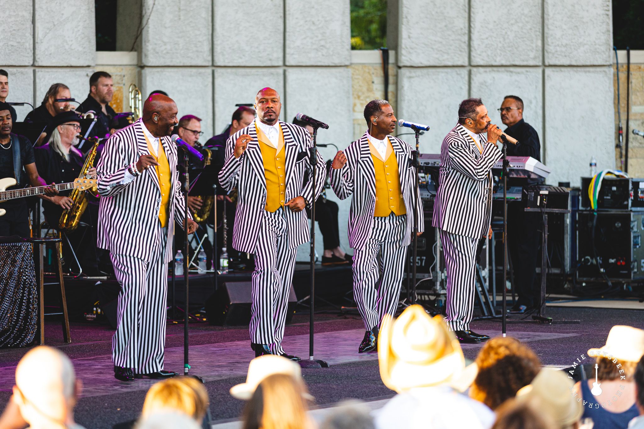 The Temptations deliver effortless charm in GR tour stop - Local Spins