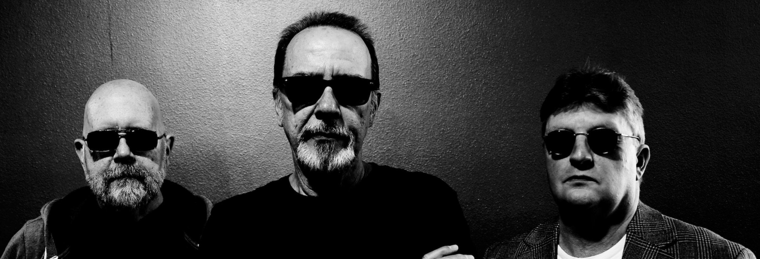 Bruce Madden expands raw blues vibe with ‘Trouble Times’ - Local Spins