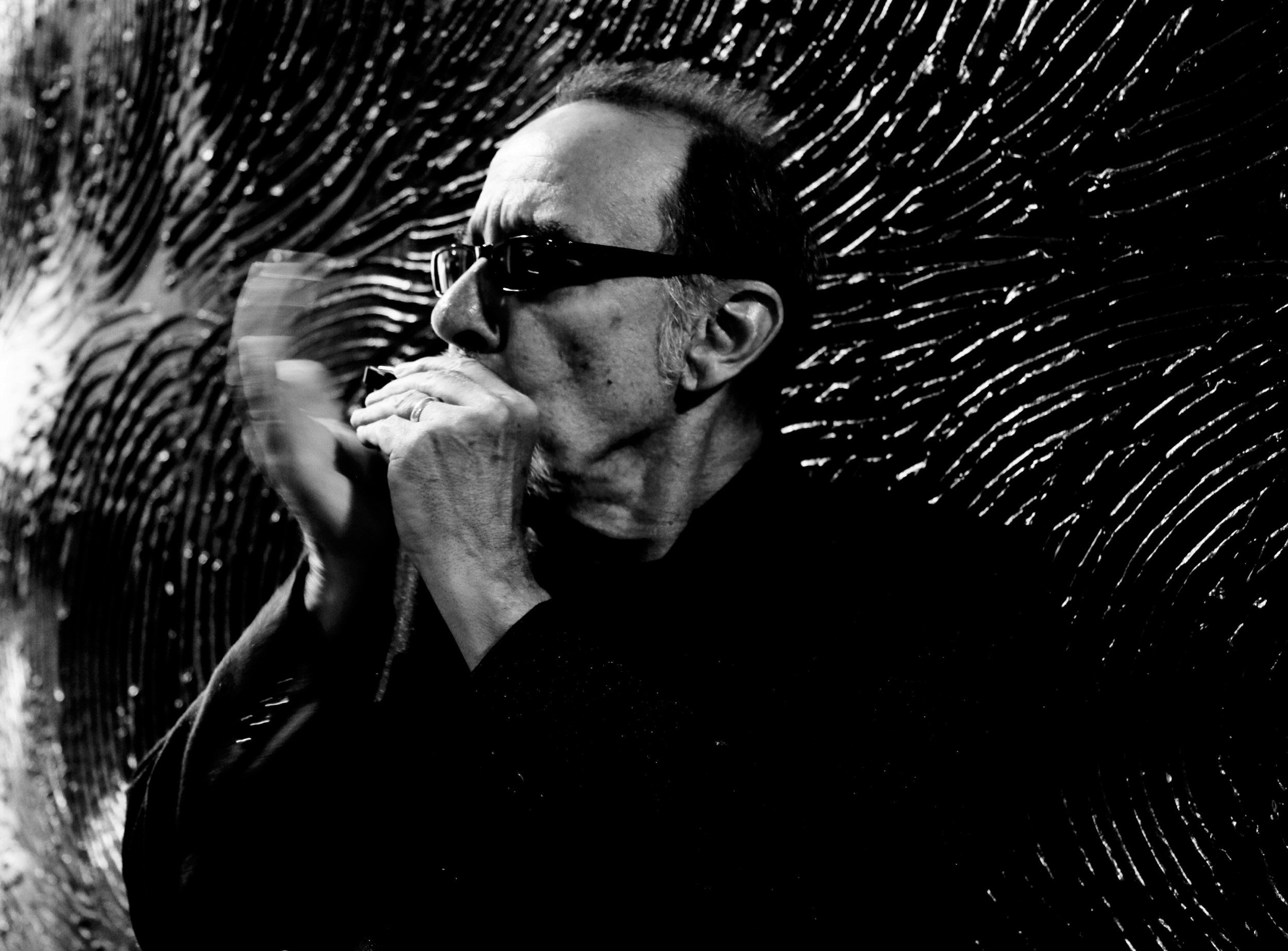 Bruce Madden expands raw blues vibe with ‘Trouble Times’ - Local Spins