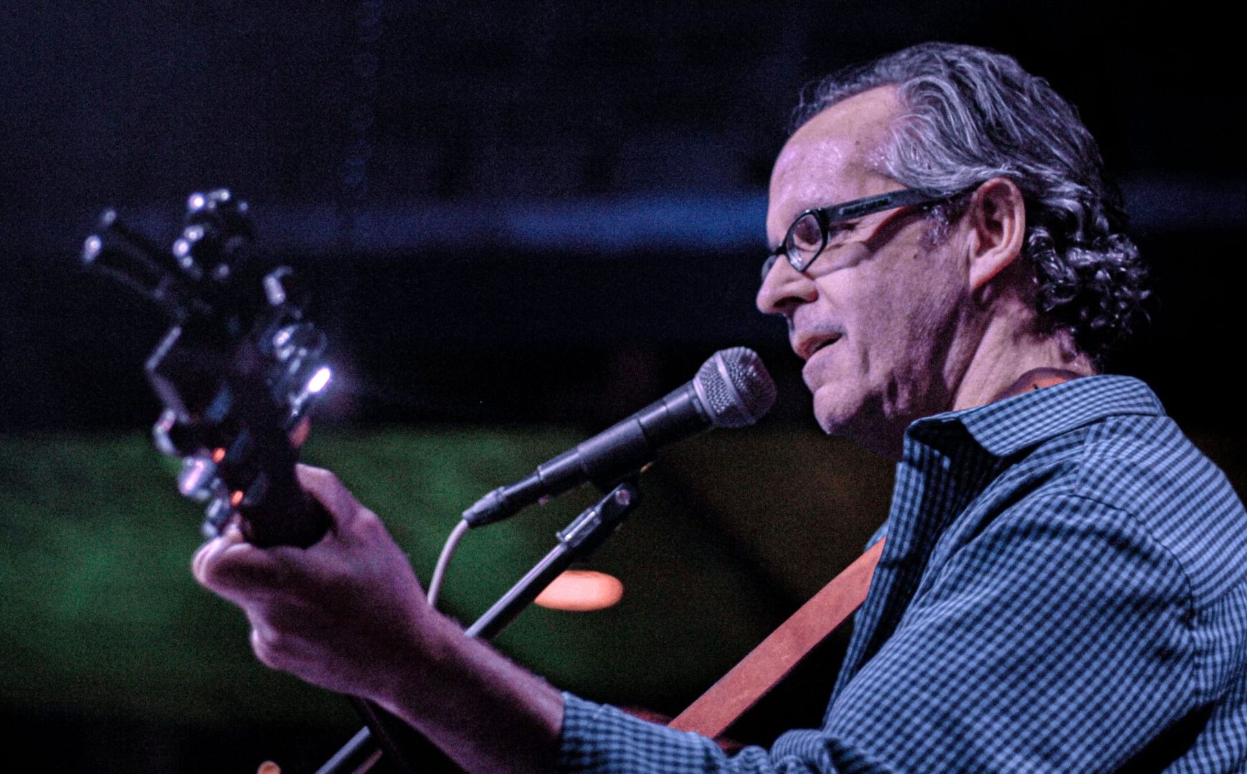 Detroit's Mike Ward traces love’s trajectory on new album - Local Spins