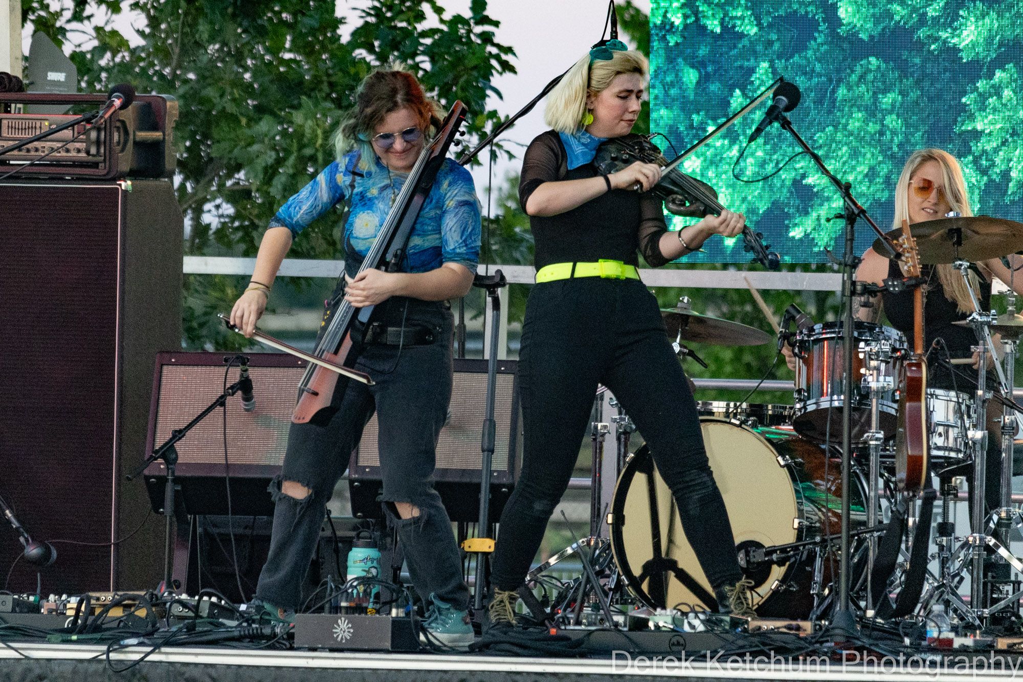FREE OUTDOOR COMMUNITY CONCERTS 2024 - Local Spins
