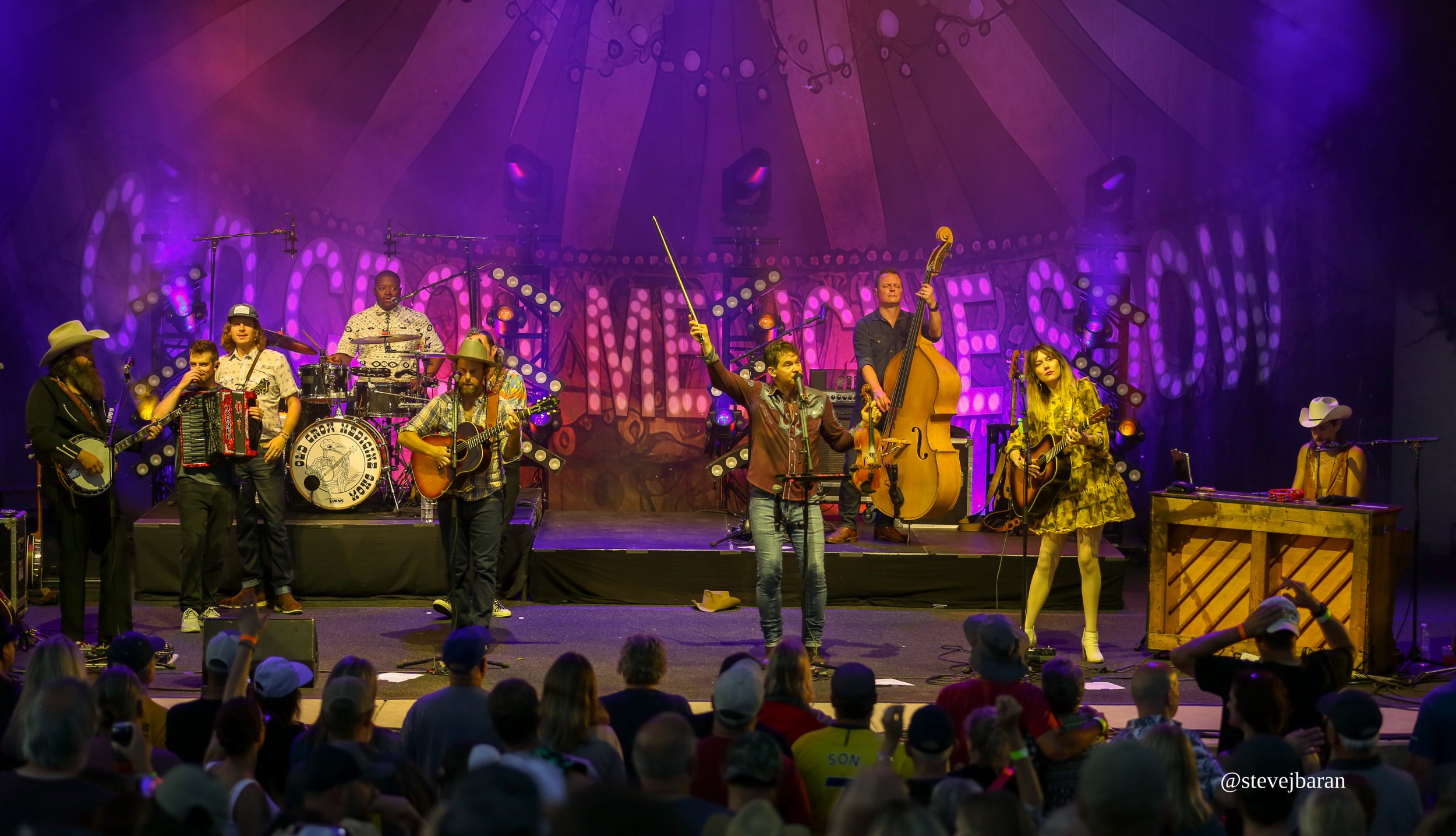 Old Crow Medicine Show oozes bluegrass bluster - Local Spins