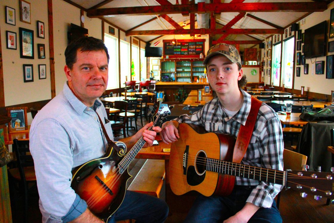 Brian Oberlin and Peter Cavanaugh turning heads - Local Spins